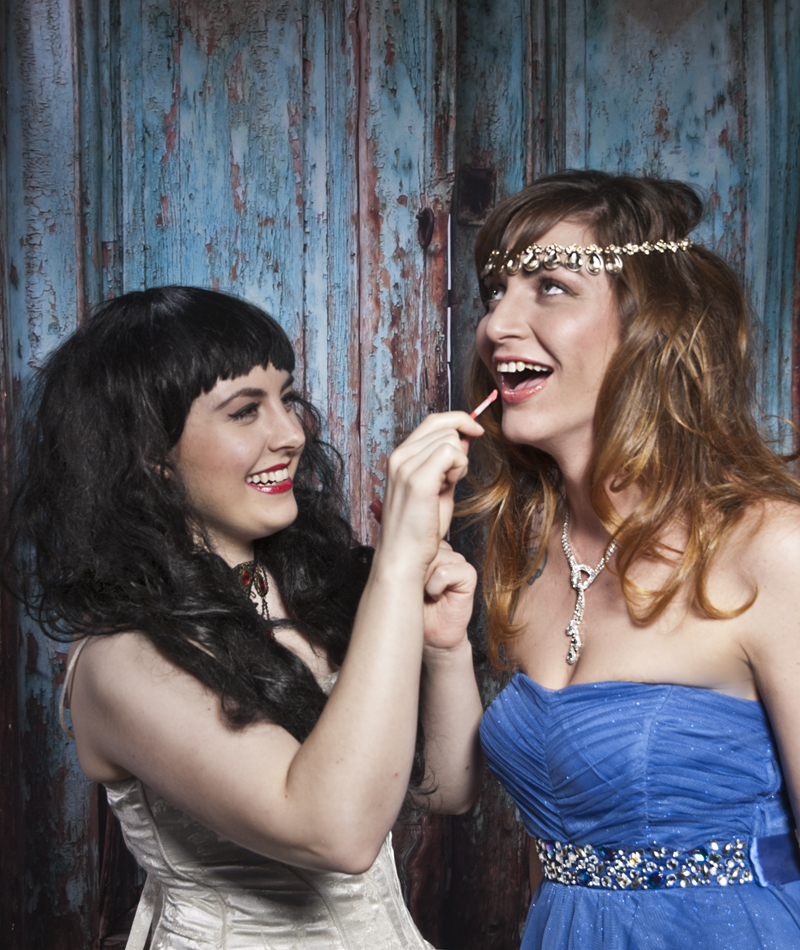 Snow White’s Story ~ with an alternative ending – Jocelyn DeChenne